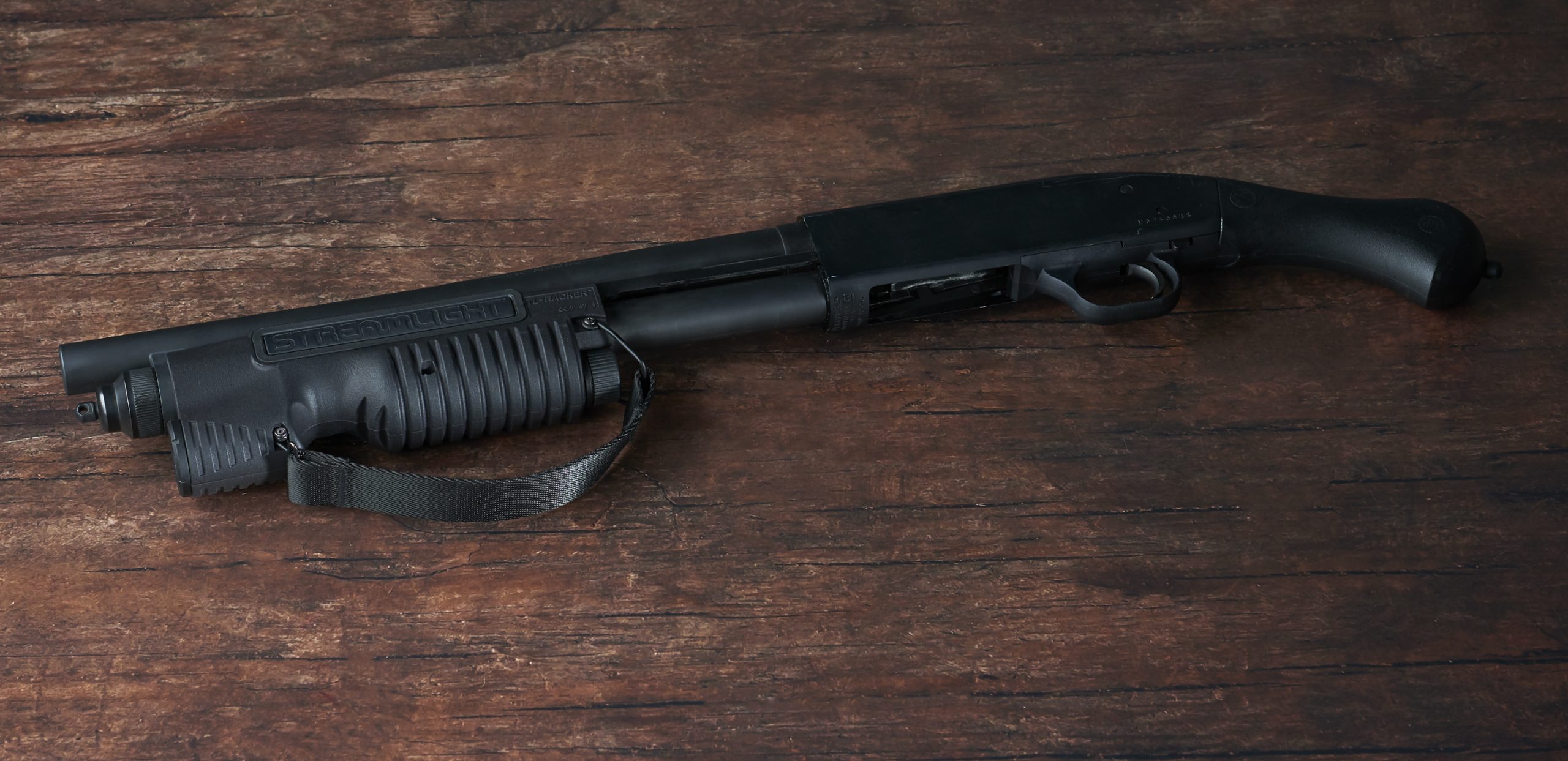 TL-Racker - Mossberg 590 Shockwave - Safety-Lux